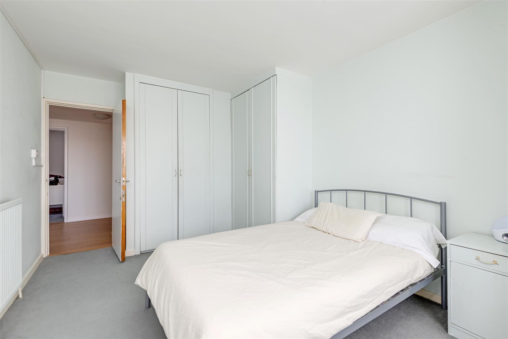 Temple Fortune Lane, London - Absolute Property